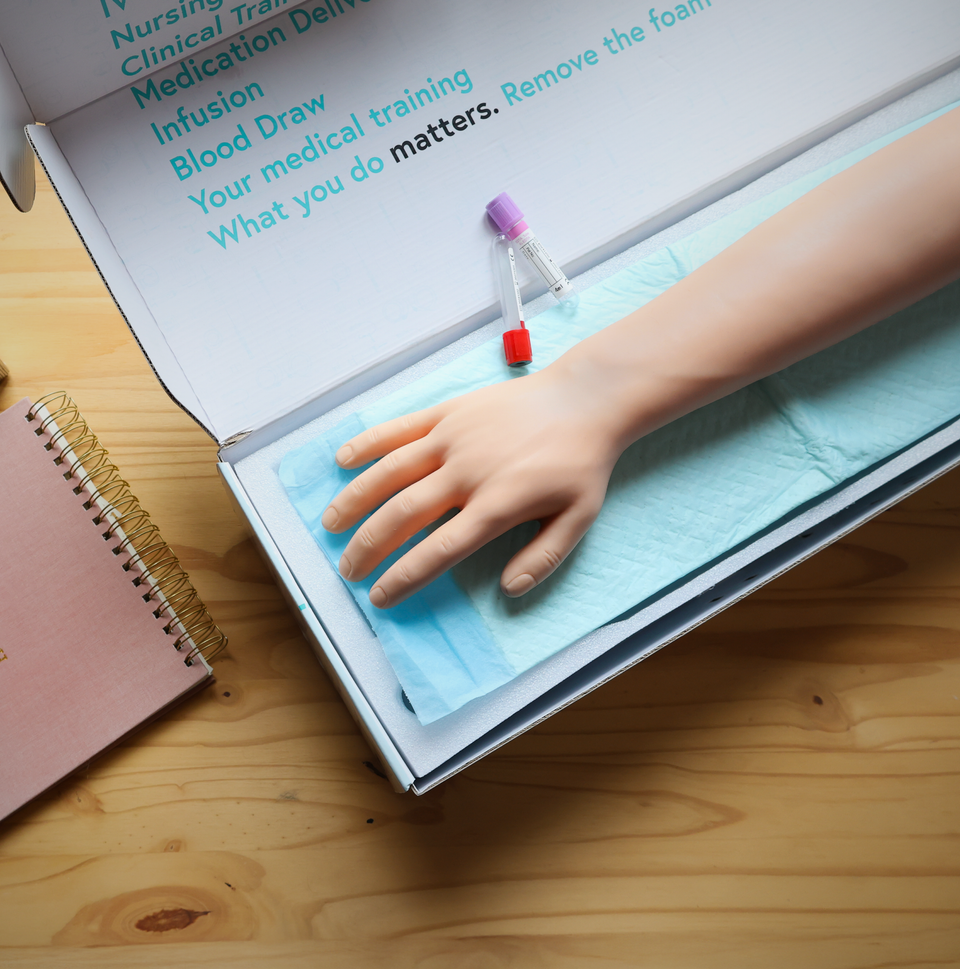 Anatomy Lab Venipuncture and IV Practice Arm Kit and Simulation Arm ...